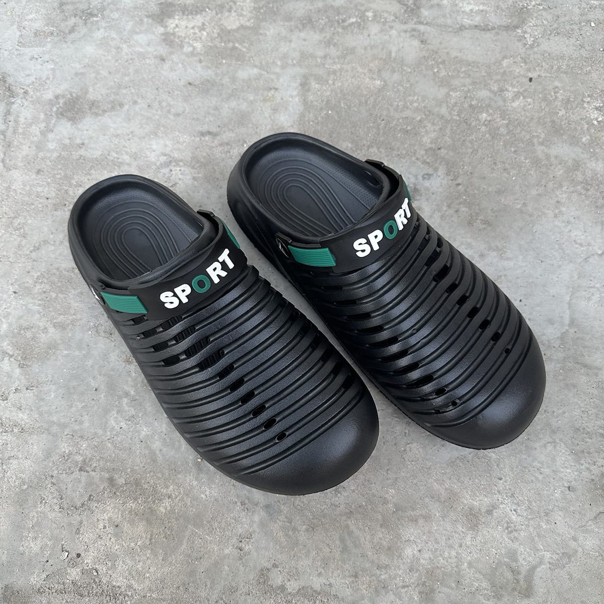 CLOG-1004 - Premium Black CLOGS - MochiMax